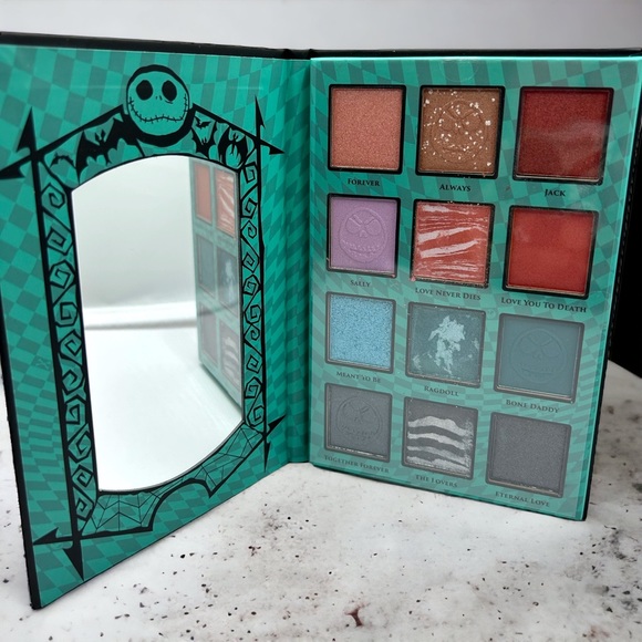 TASTE Beauty | Makeup | The Nightmare Before Christmas Eyeshadow ...